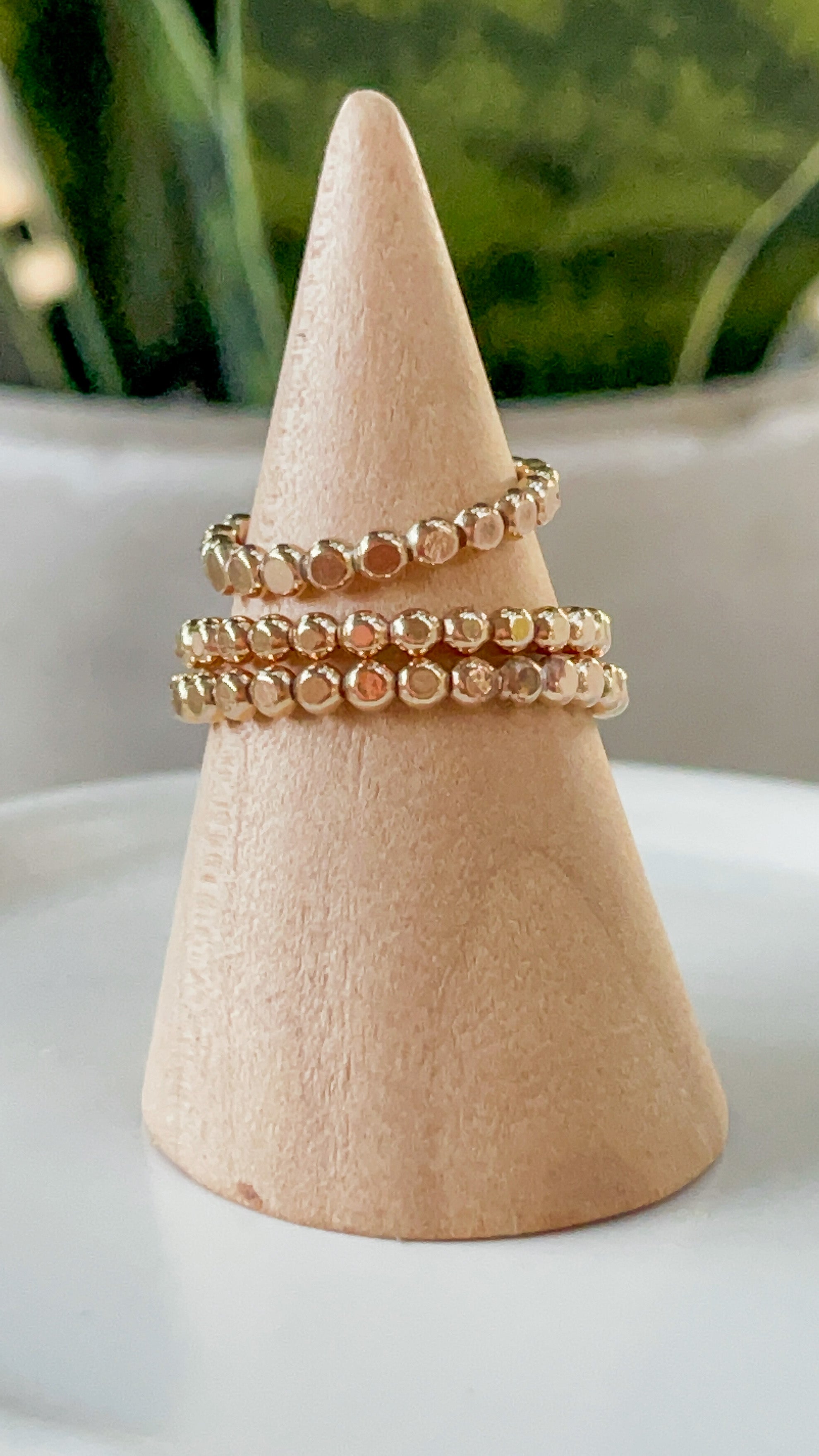 Flat bead ring – gemsbyisa